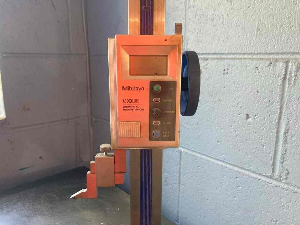 Vertical Digital Height Gauge